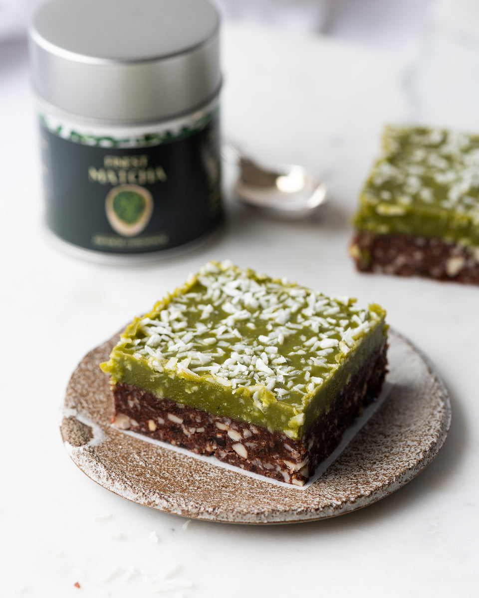 Matcha Coconut Bars – HeapwellSuperfoods